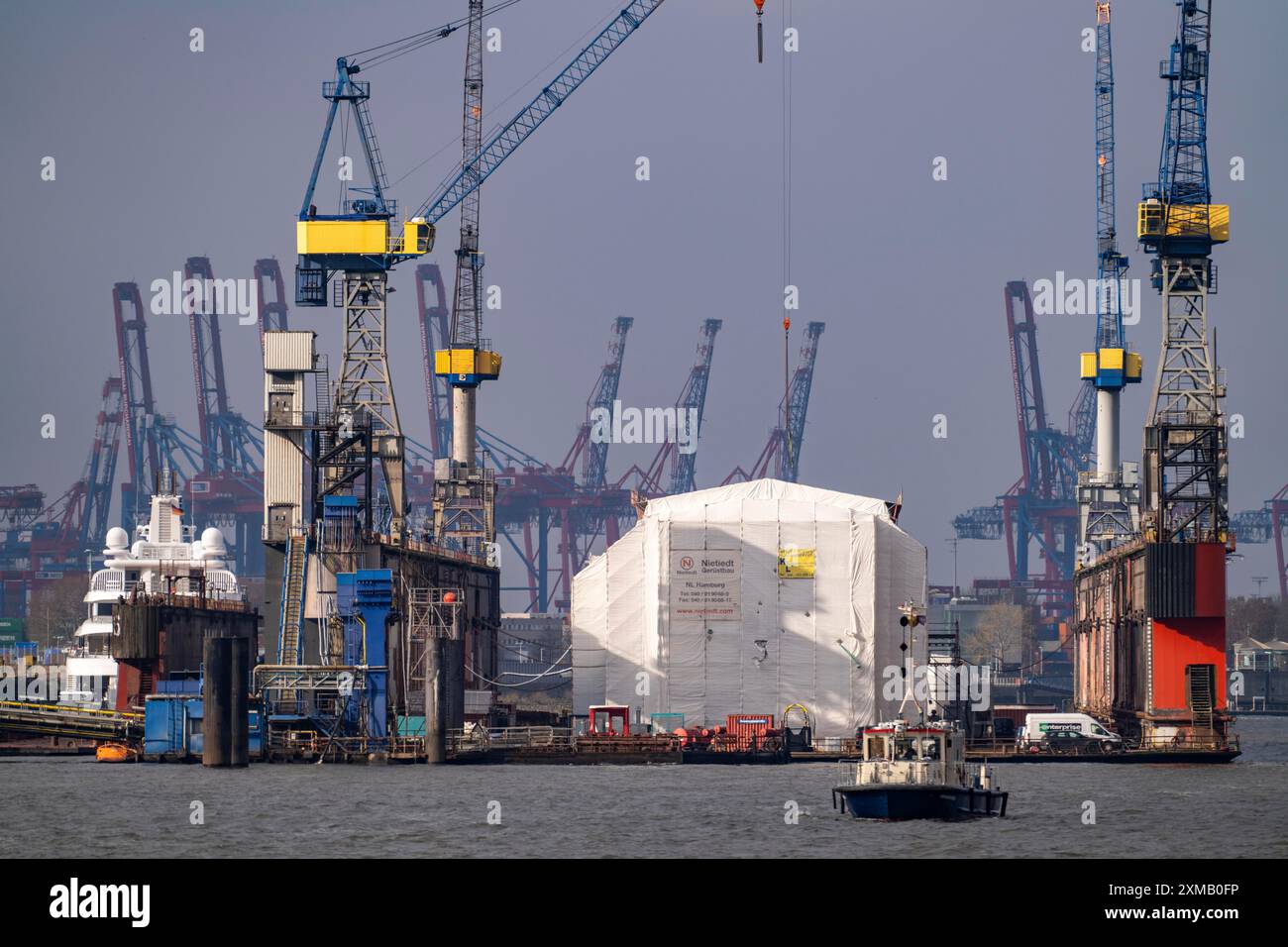 Port of Hamburg, Blohm + Voss shipyard, Dock 11, scaffolded ship, dry ...