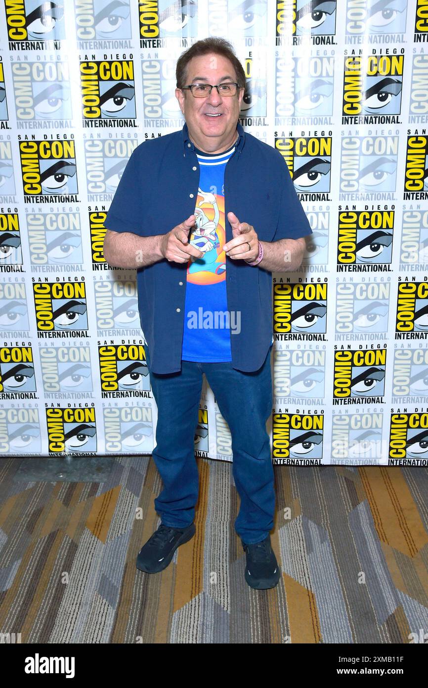 Jeff Bergman beim Photocall zu MeTV Toons: The New Destination for Your ...