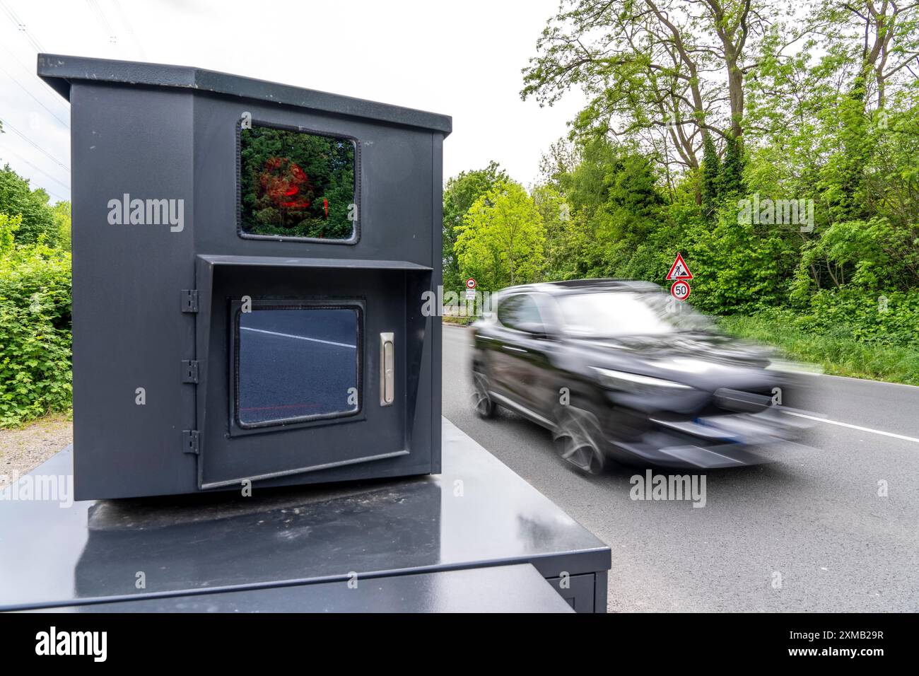 Semi-stationary speed camera on the B227, Hattinger Strasse, used by ...