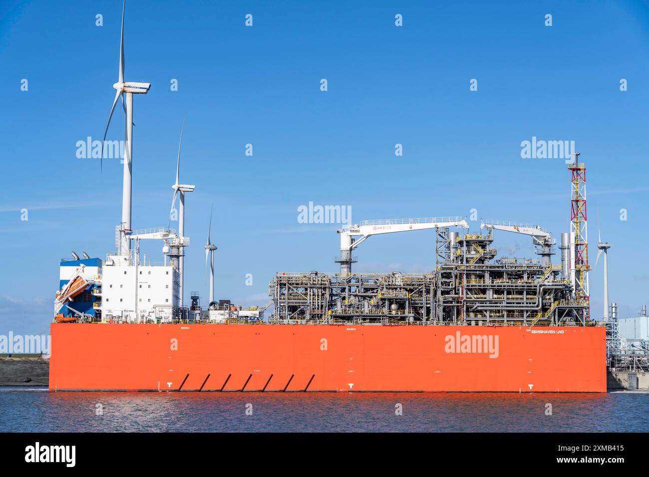Floating gas storage hi-res stock photography and images - Alamy