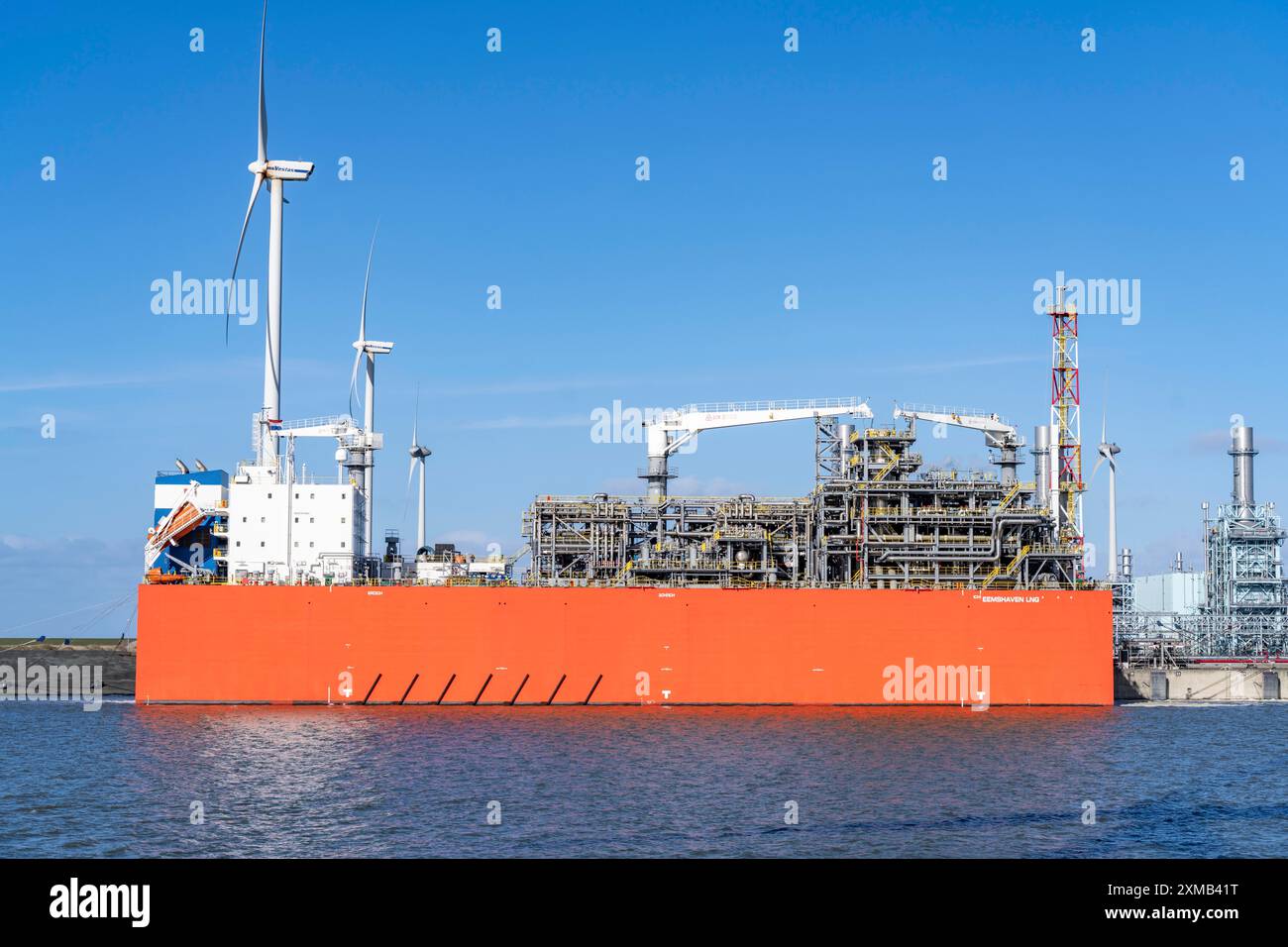 EemsEnergyTerminal, floating LNG terminal in the seaport of Eemshaven ...
