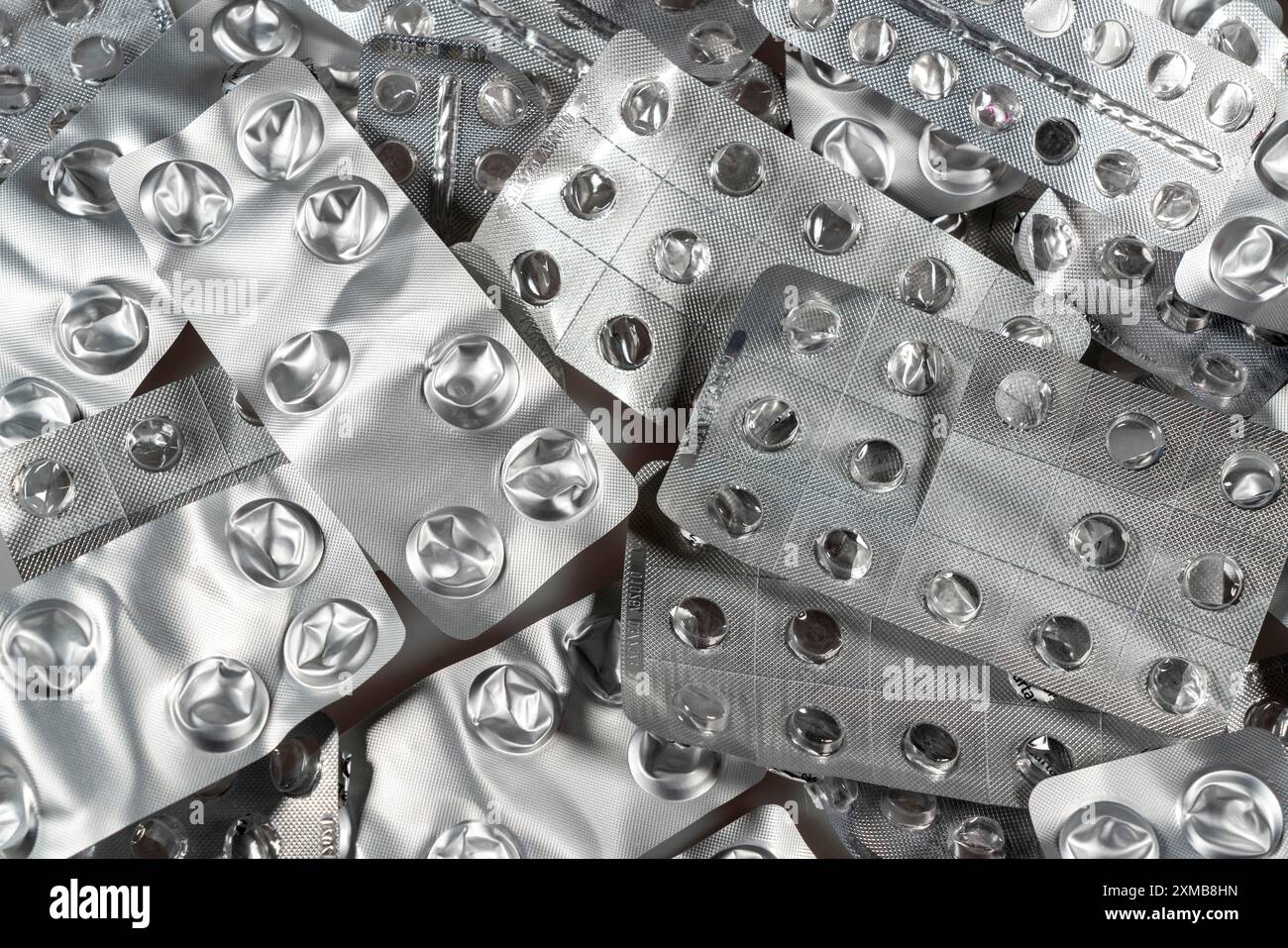 Empty packaging for medication hi-res stock photography and images - Alamy