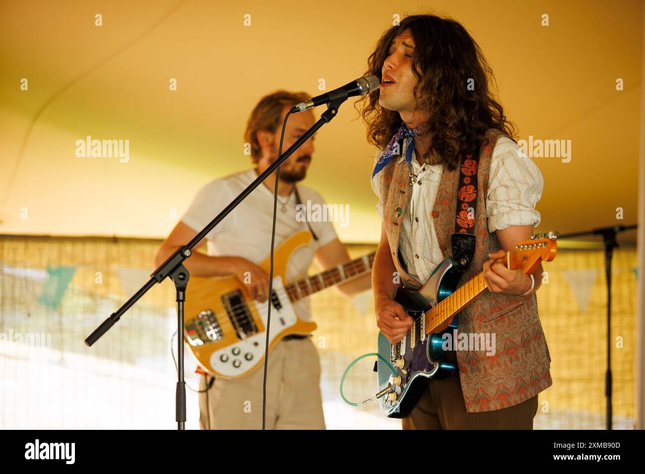 Signature beer brew music hi-res stock photography and images - Alamy