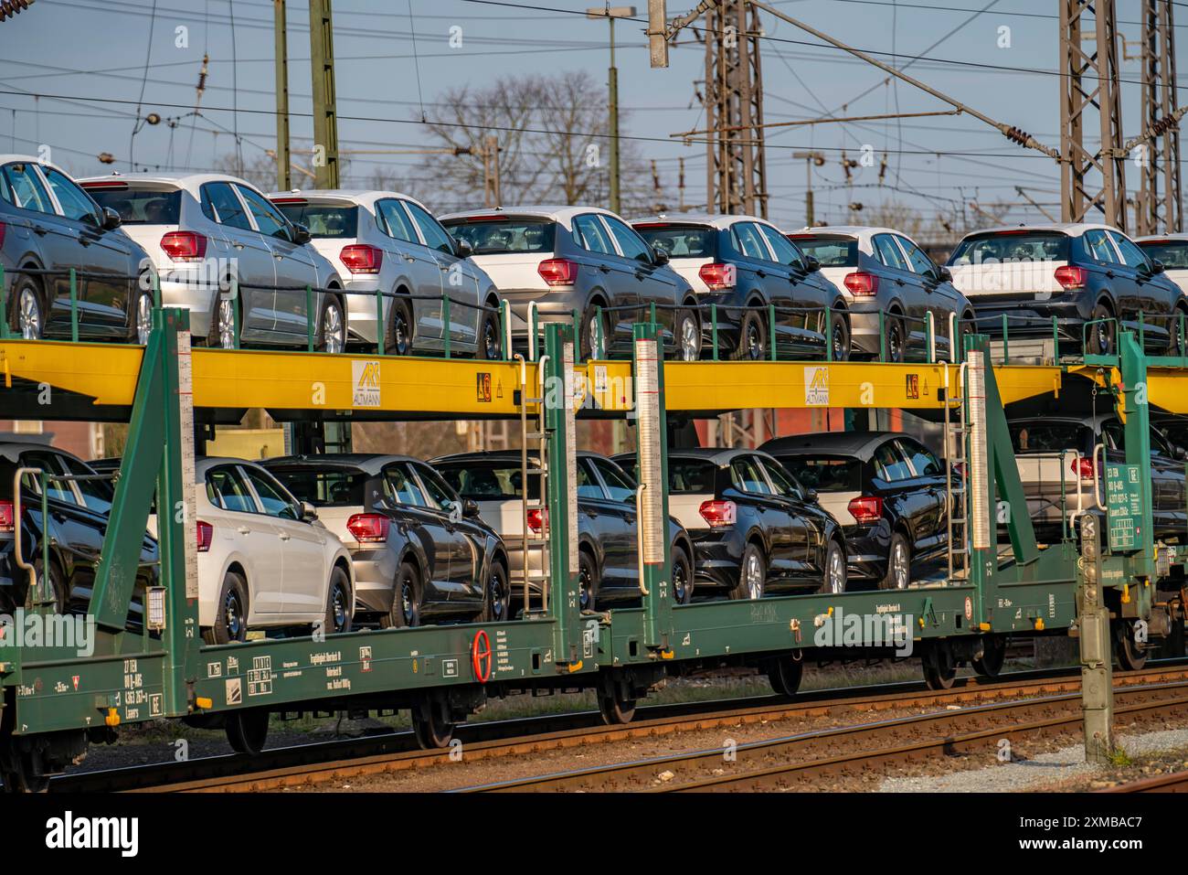 VW plant, Emden, new cars, car transporter, car train, goods train ...
