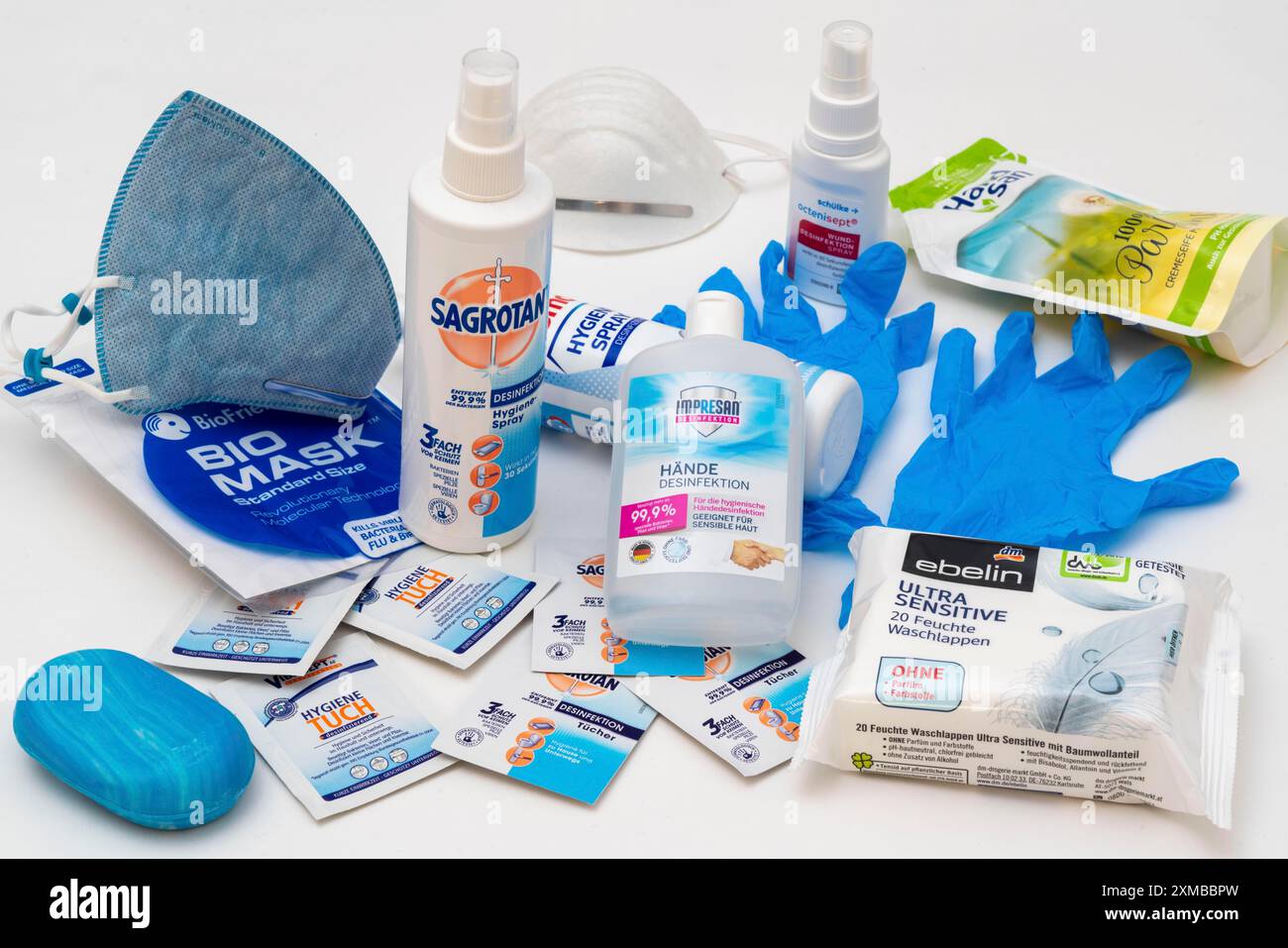 Hygiene articles to protect against infection by viruses, bacteria ...