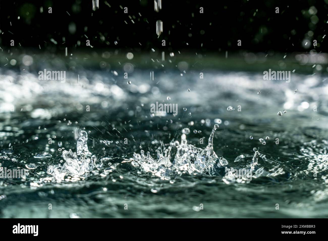 Hit water hi-res stock photography and images - Alamy