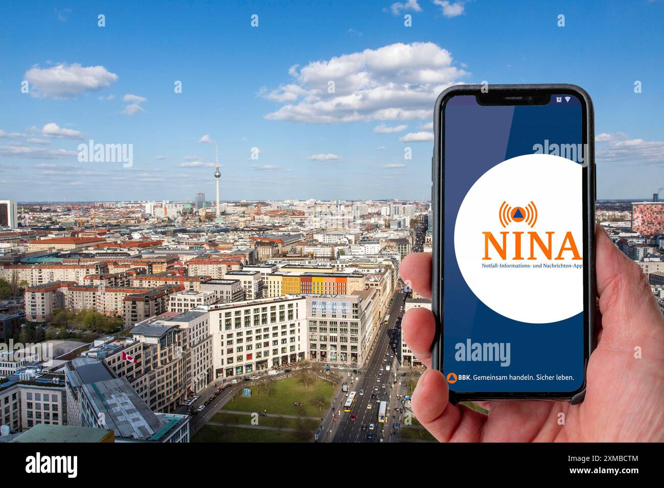 Niña civil hi-res stock photography and images - Alamy