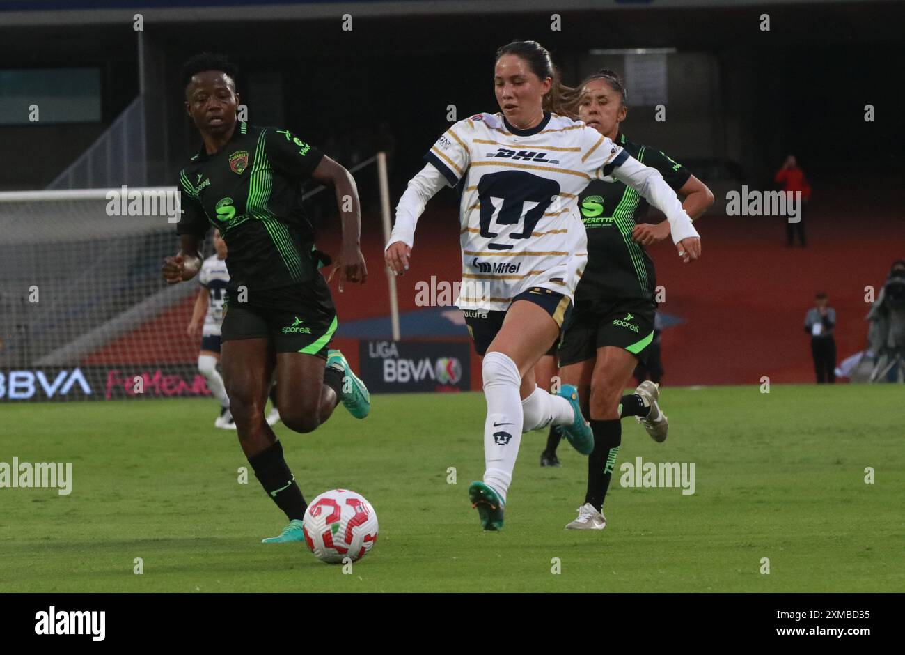 Julitha singano hi-res stock photography and images - Alamy