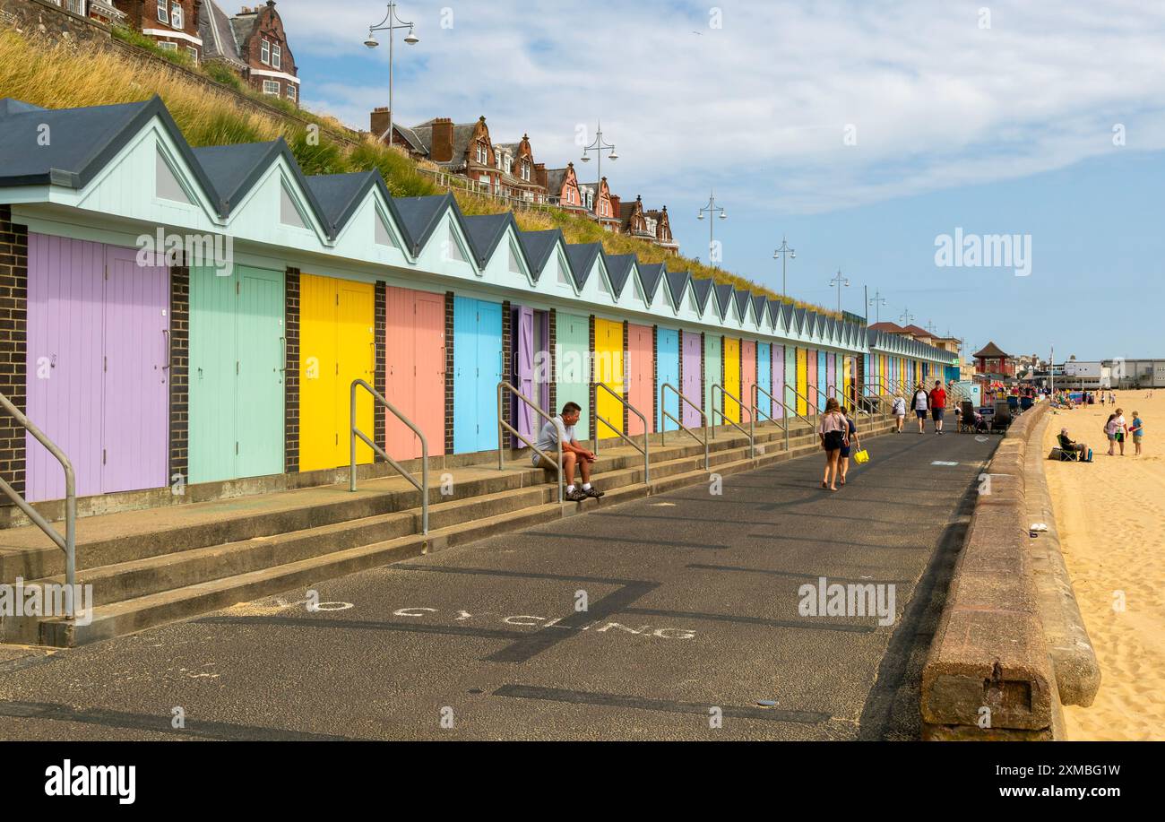 Colourful beach huts and promenade footpath, South Beach, Lowestoft ...