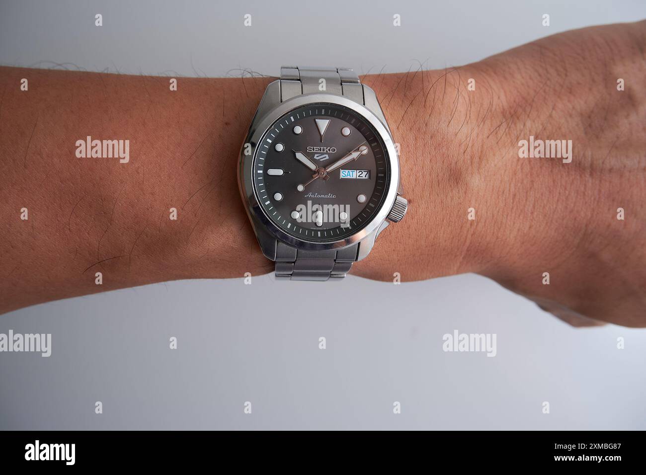 Seiko Men's Automatic Watch Photo, Model Number SRPE51k1 on Men's Left ...