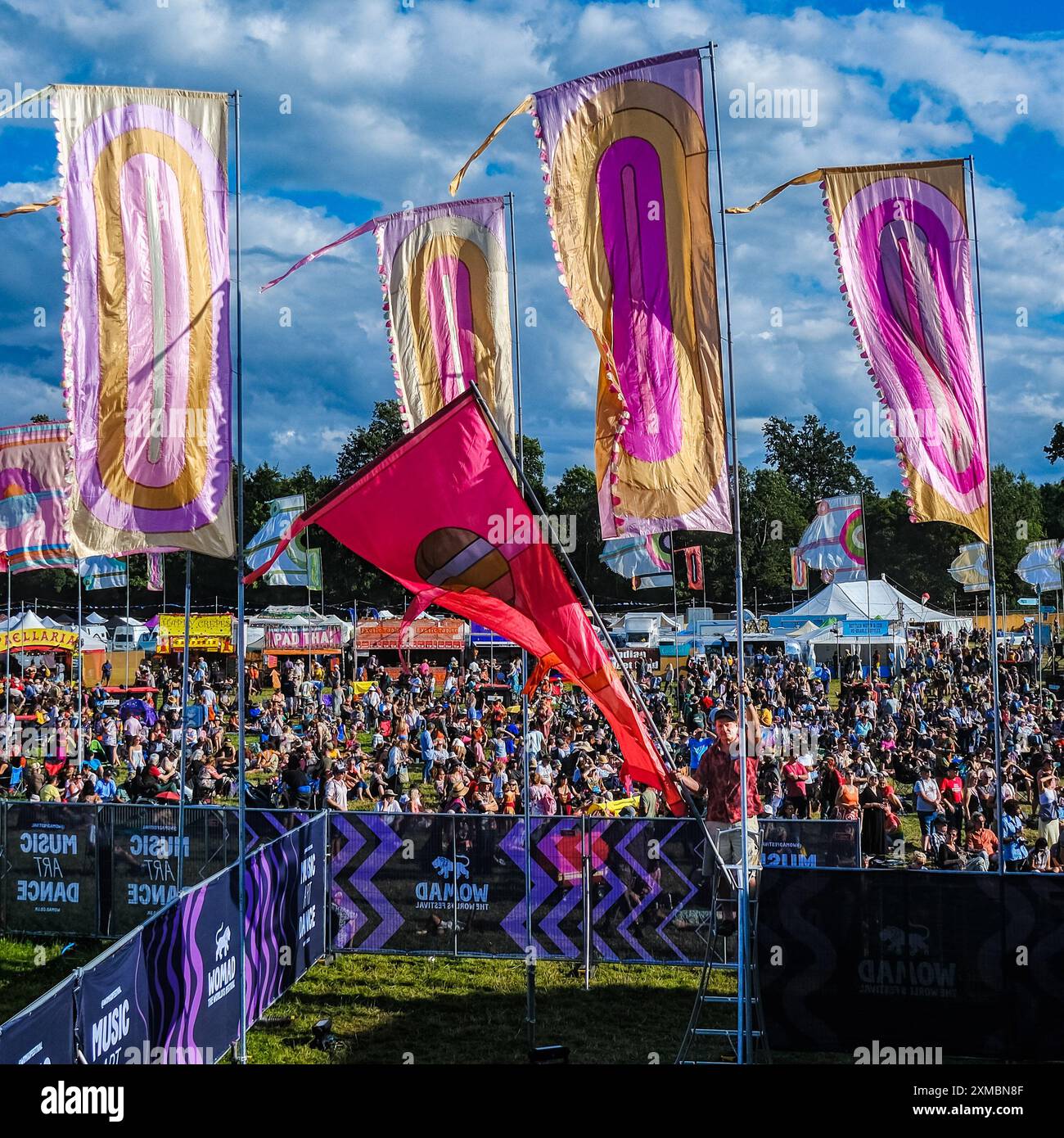 Making flags hi-res stock photography and images - Alamy