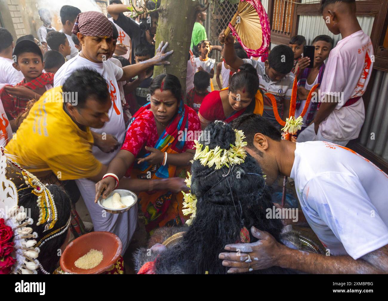 Bangladesh food culture hi-res stock photography and images - Alamy