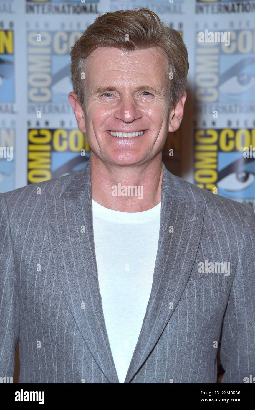 Charles Edwards beim Photocall zur 2. Staffel der Amazon Prime Video ...