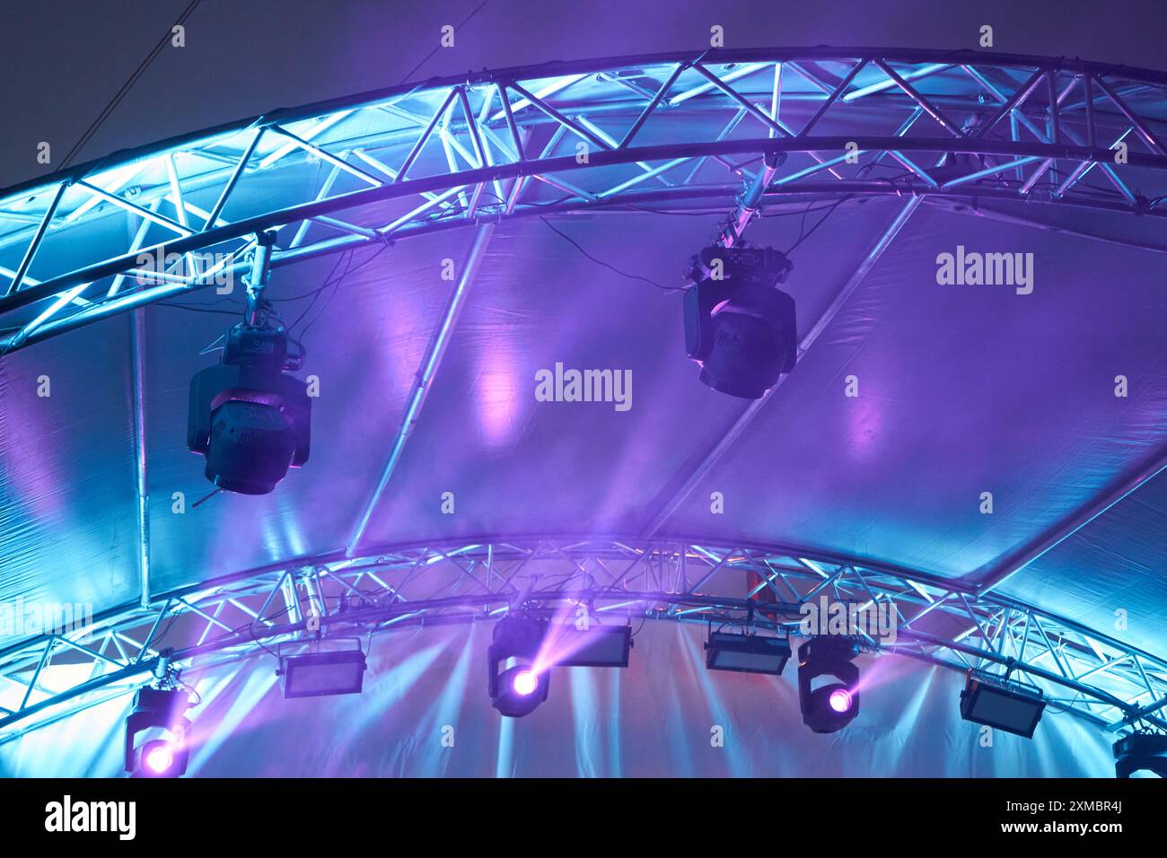 scene lighting at a concert at night Stock Photo - Alamy