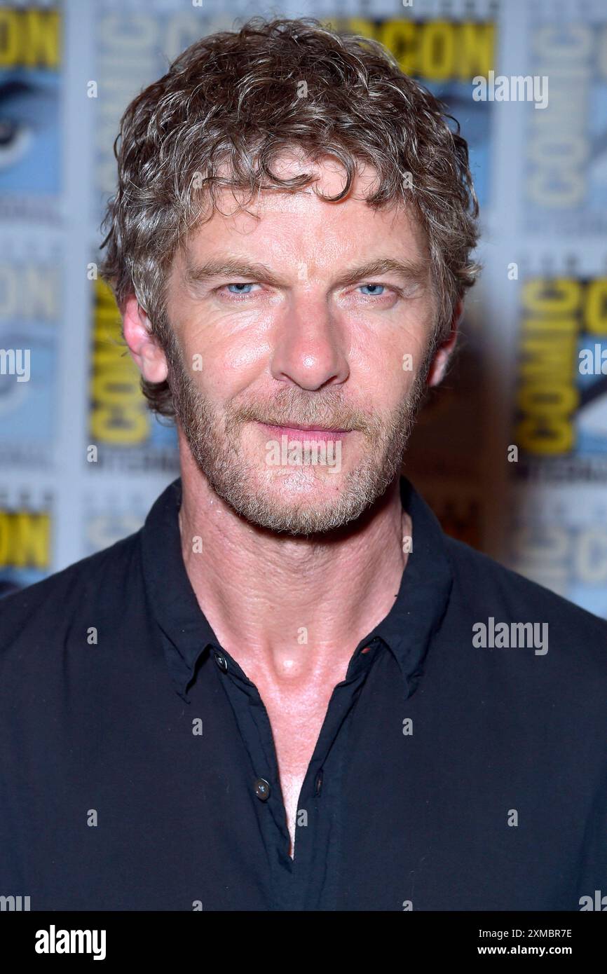 Sam Hazeldine beim Photocall zur 2. Staffel der Amazon Prime Video ...