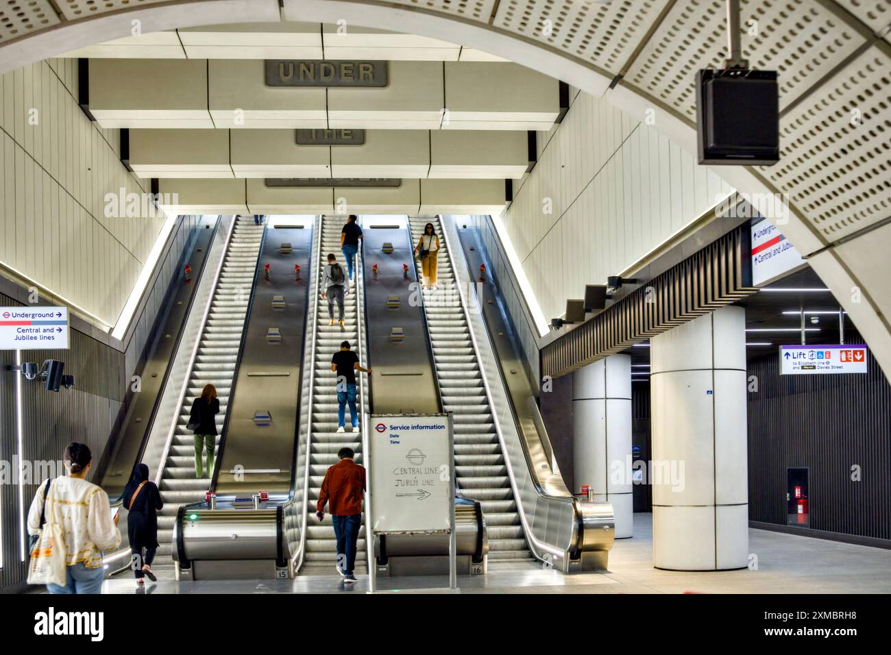 Bond street elizabeth line hi-res stock photography and images - Alamy