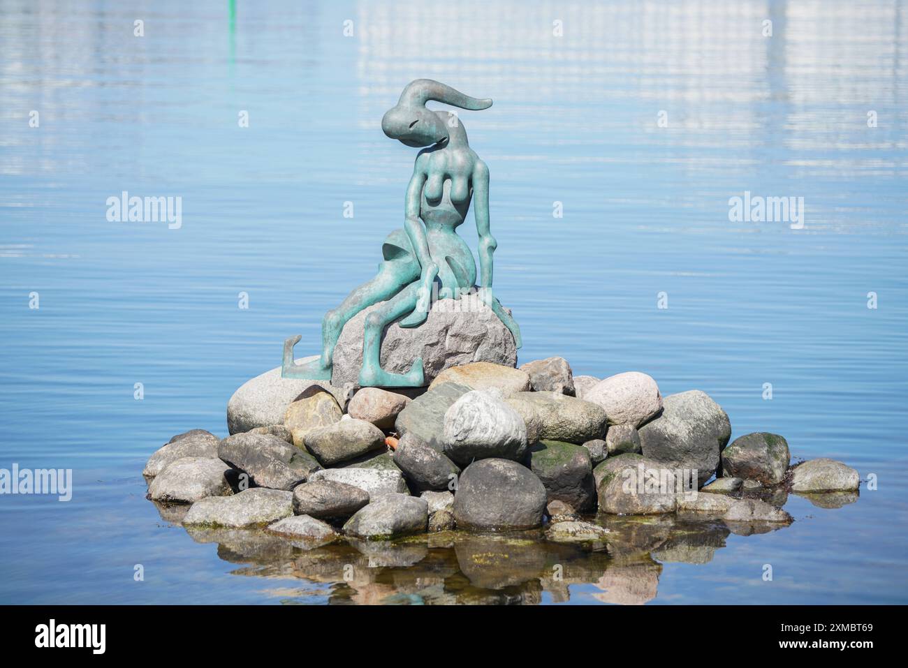 Steine bronze hi-res stock photography and images - Alamy