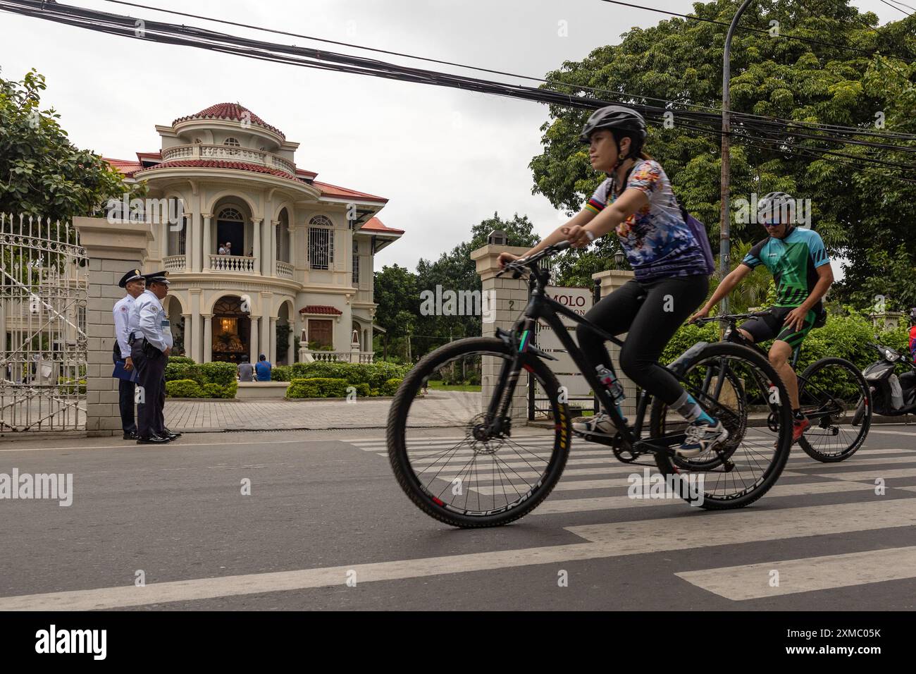 Filipino bike enthusiasts cycled around Iloilo City in a fun ride to ...