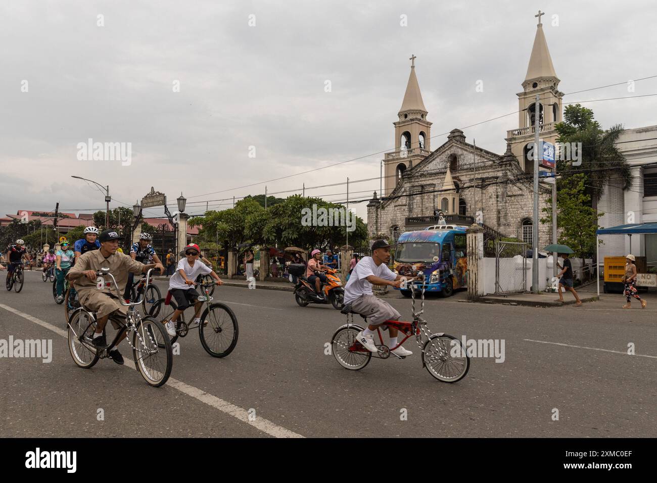 Iloilo City, Philippines. 27th July, 2024. Filipino bike enthusiasts ...