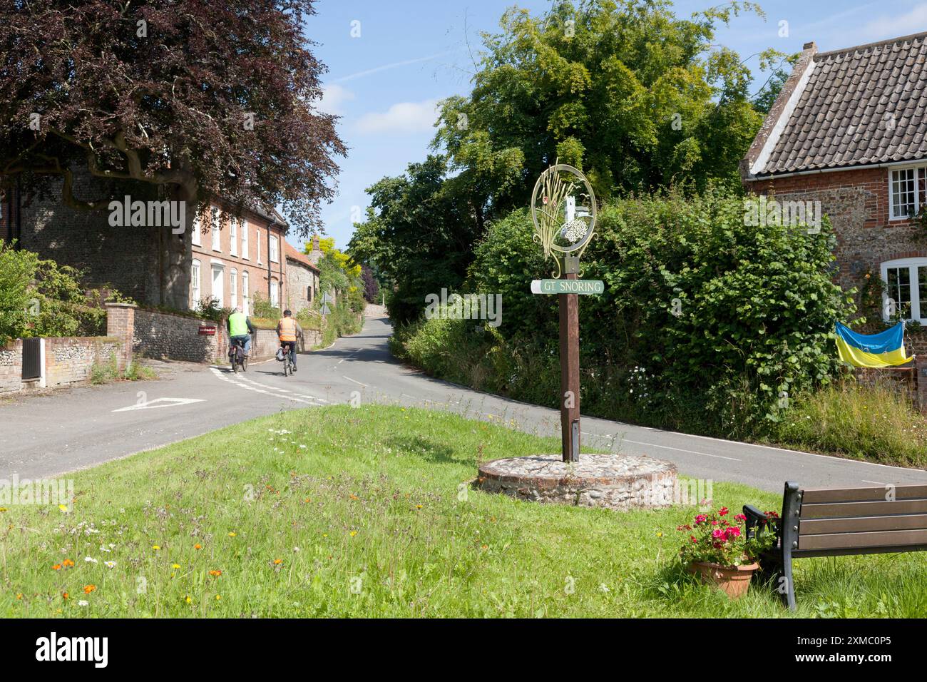 Village sign norfolk uk hi-res stock photography and images - Alamy