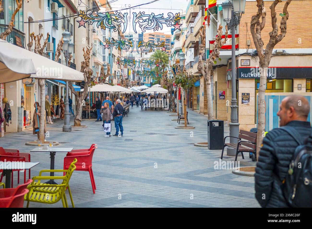 Benidorm, Spain - 03 december 2023: Shopping street in Benidorm old ...