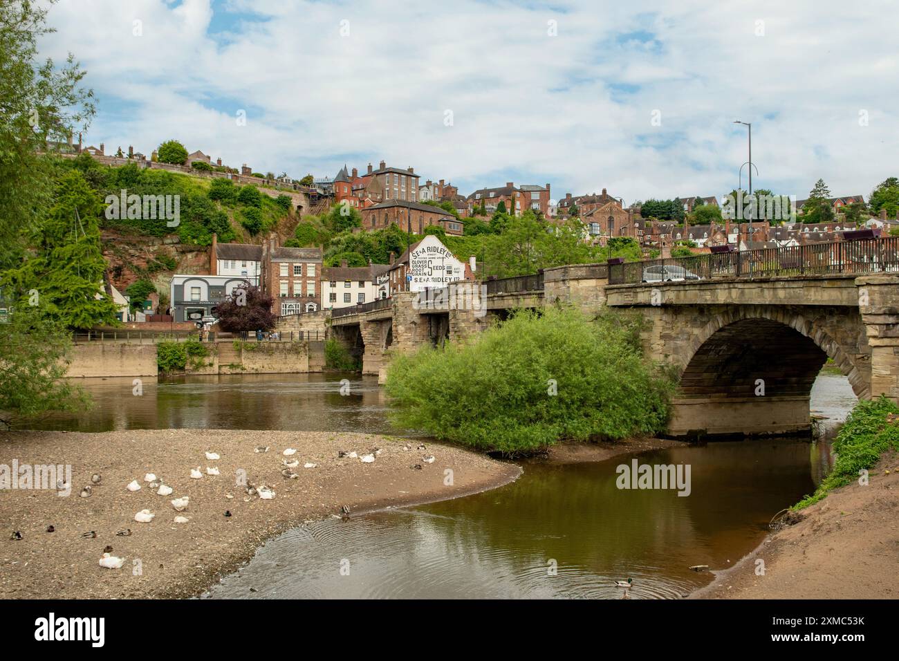 Bridge over River Severn, Bridgnorth, Worcestershire, England Stock ...