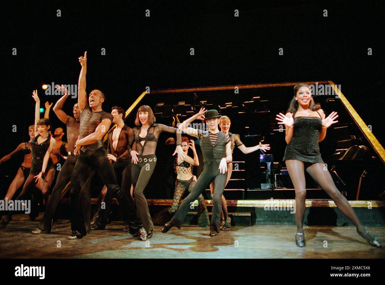 1920s london reporter hi-res stock photography and images - Alamy