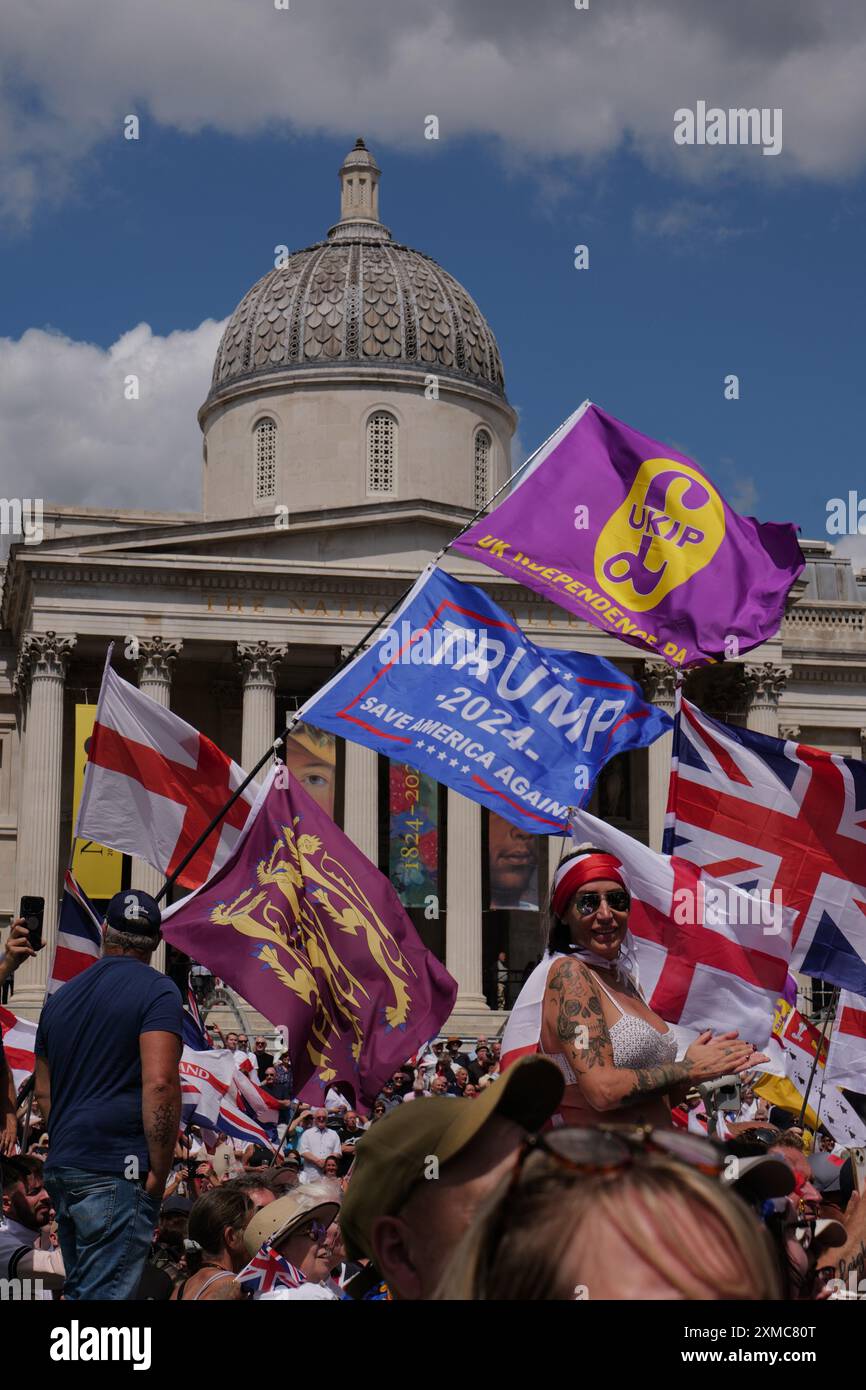 London, UK. 27 JUL 2024. Tommy Robinson pulls thousands of supporters ...
