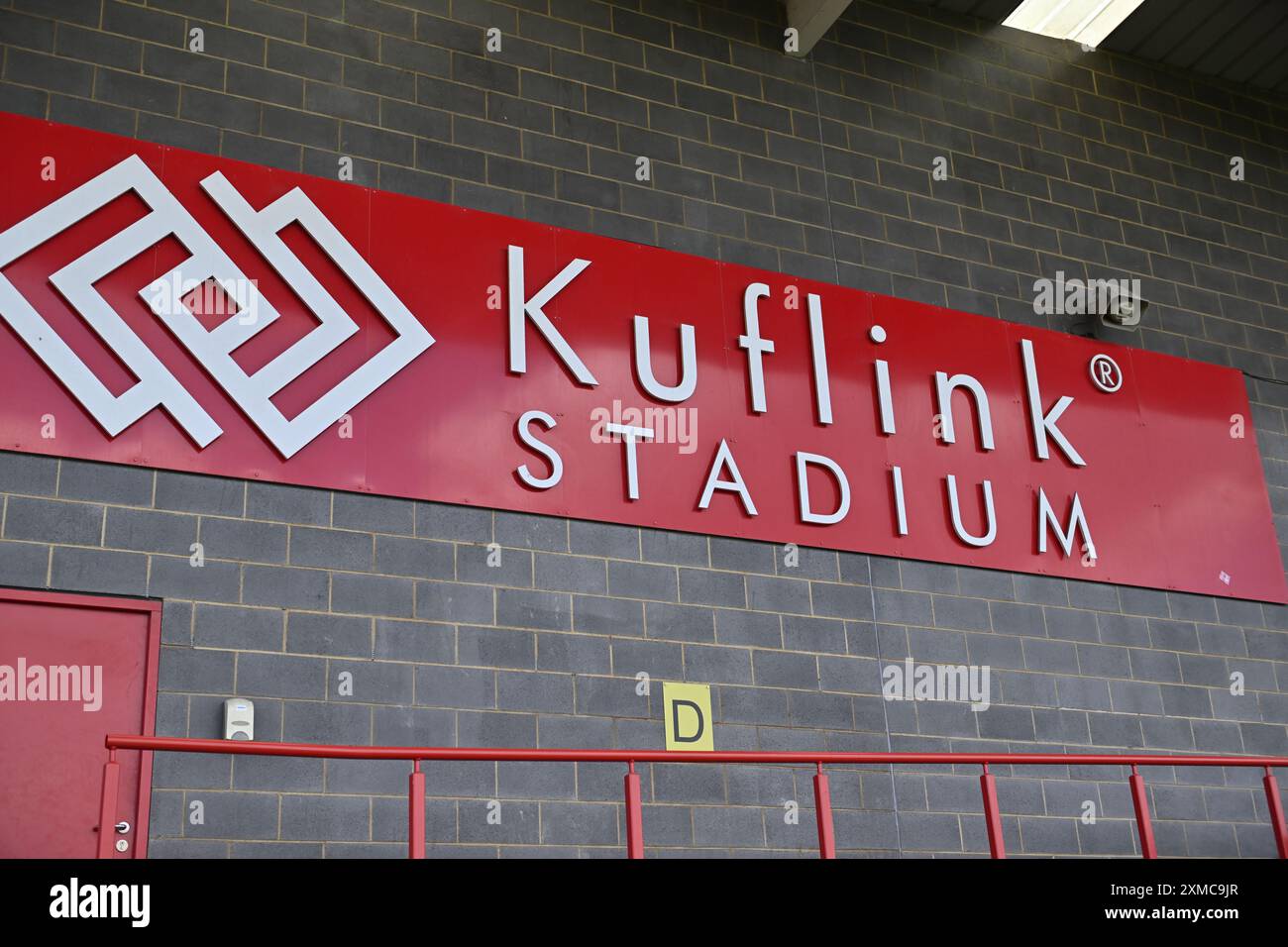 Stadium sponsor hi-res stock photography and images - Alamy