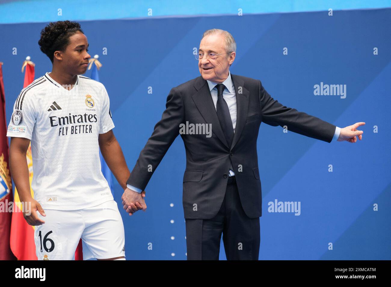 Endrick Felipe Moreira de Sousa during his presentation as a new Real ...