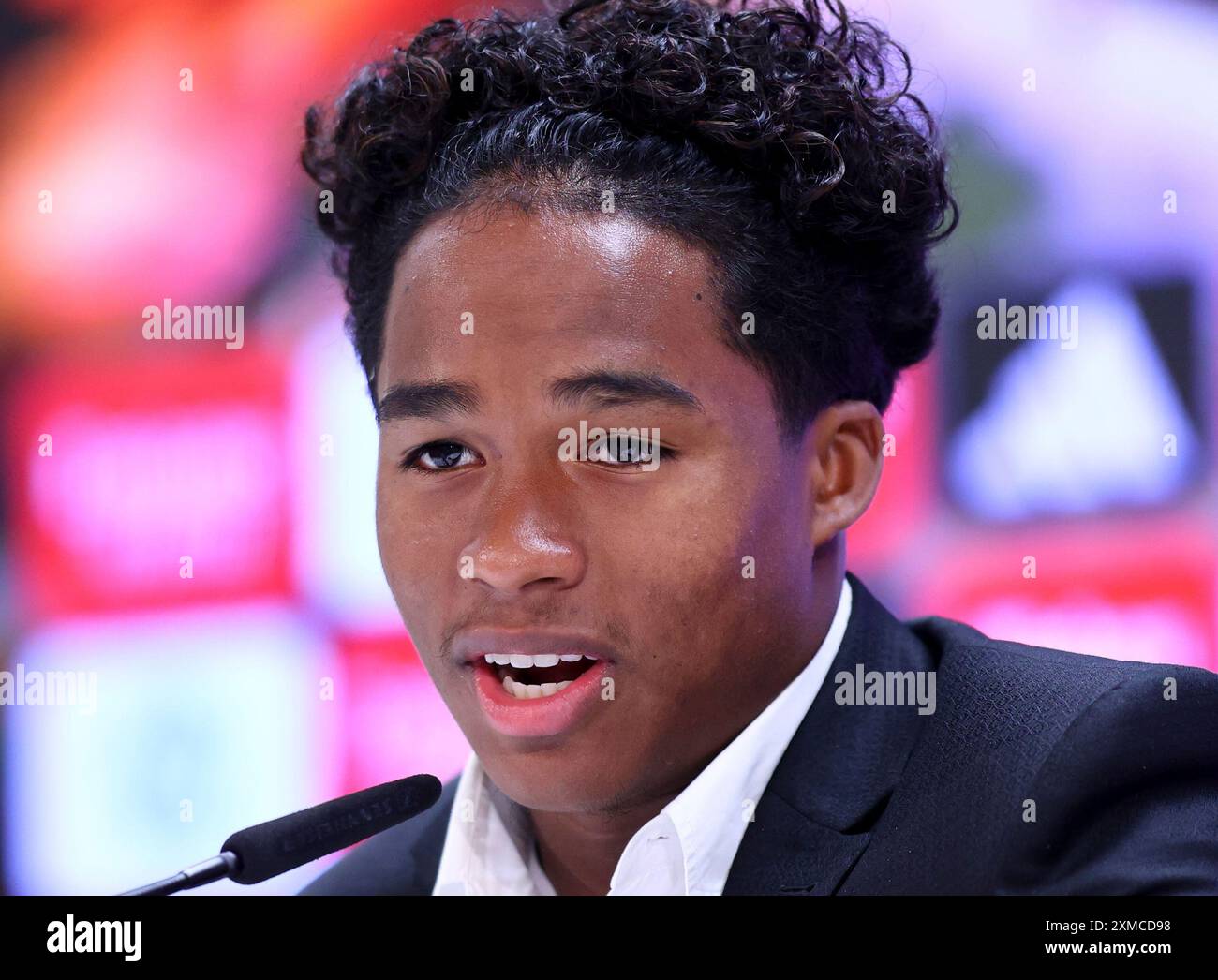 Kendrick Felipe attends his press conference during his presentation as ...