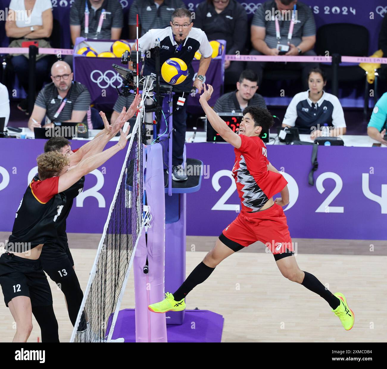 Kento miyaura hi-res stock photography and images - Alamy