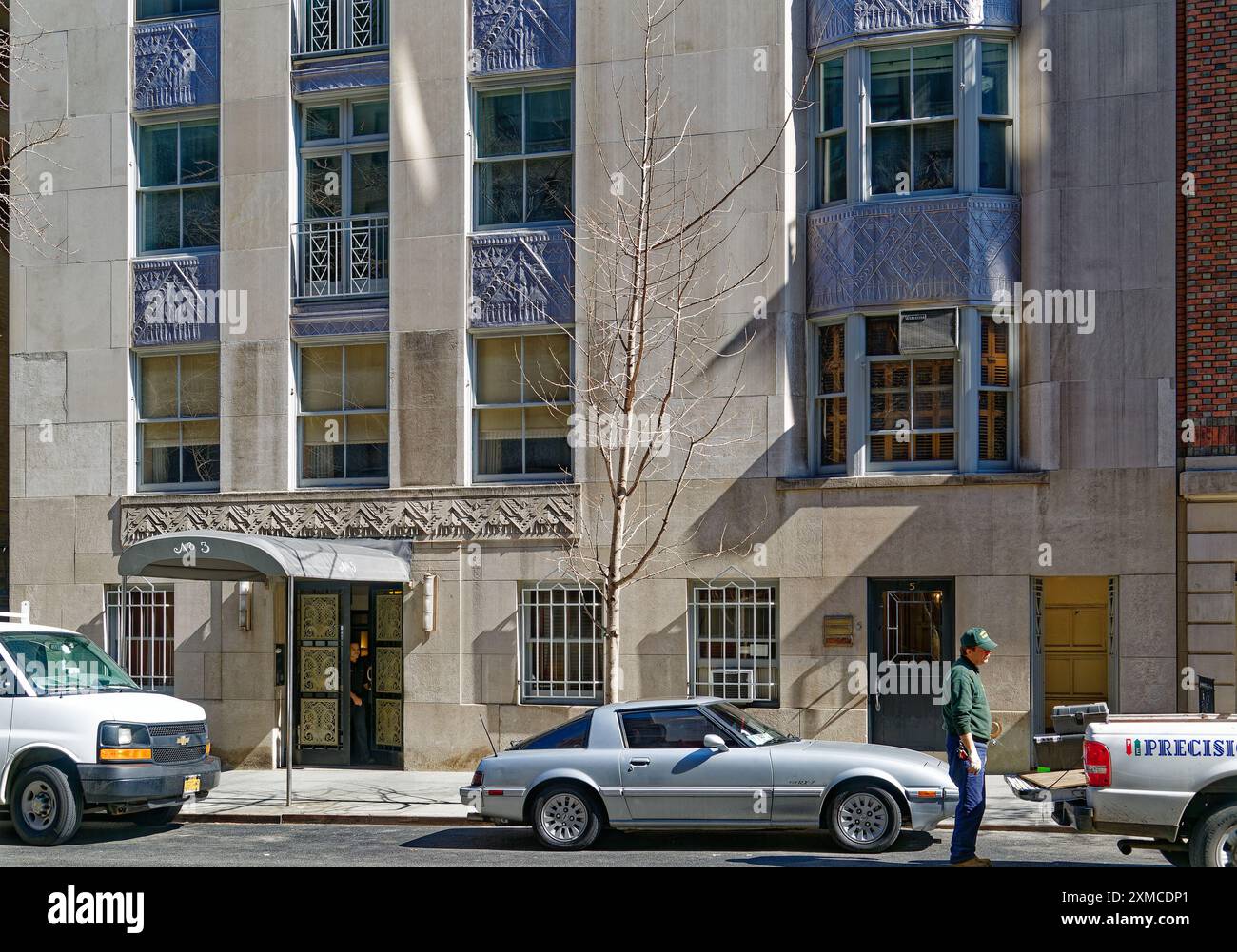 Upper East Side: 3 East 84th Street, Art Deco apartments designed by ...