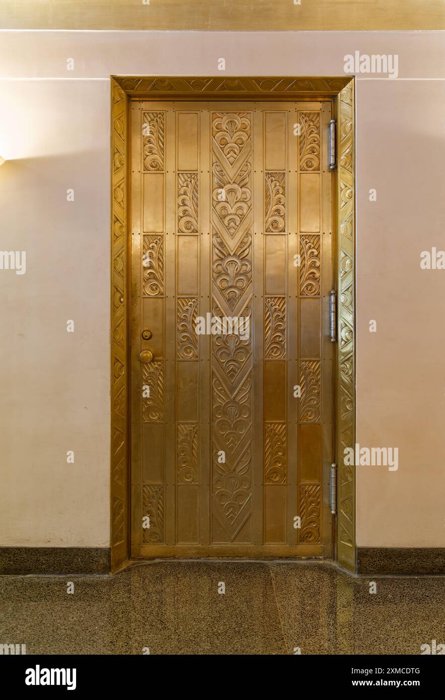 Upper East Side: Lobby view, 3 East 84th Street, landmark Art Deco ...