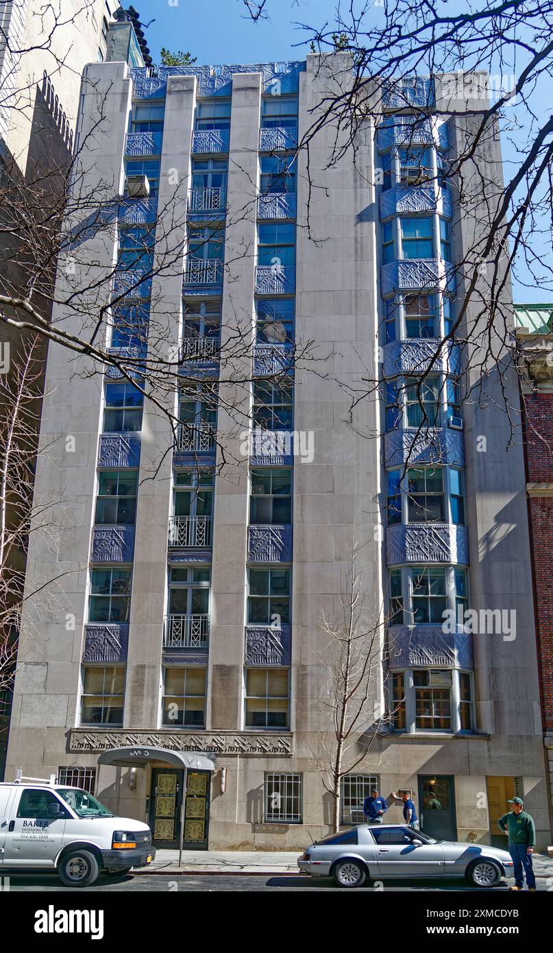 Upper East Side: 3 East 84th Street, Art Deco apartments designed by ...