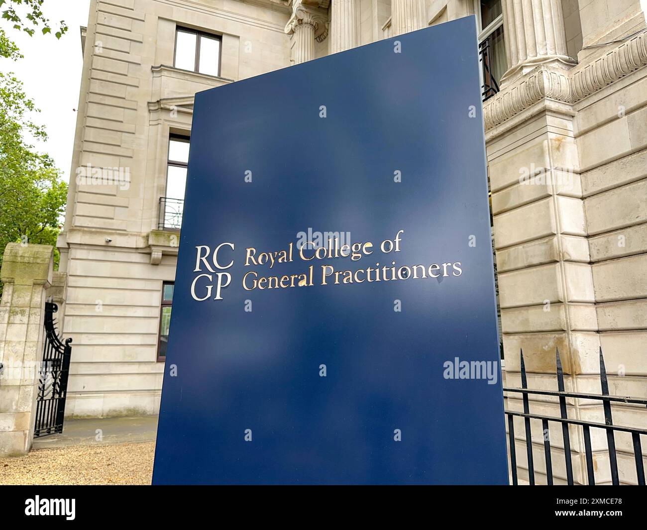 Royal college of genereal practioners hi-res stock photography and ...