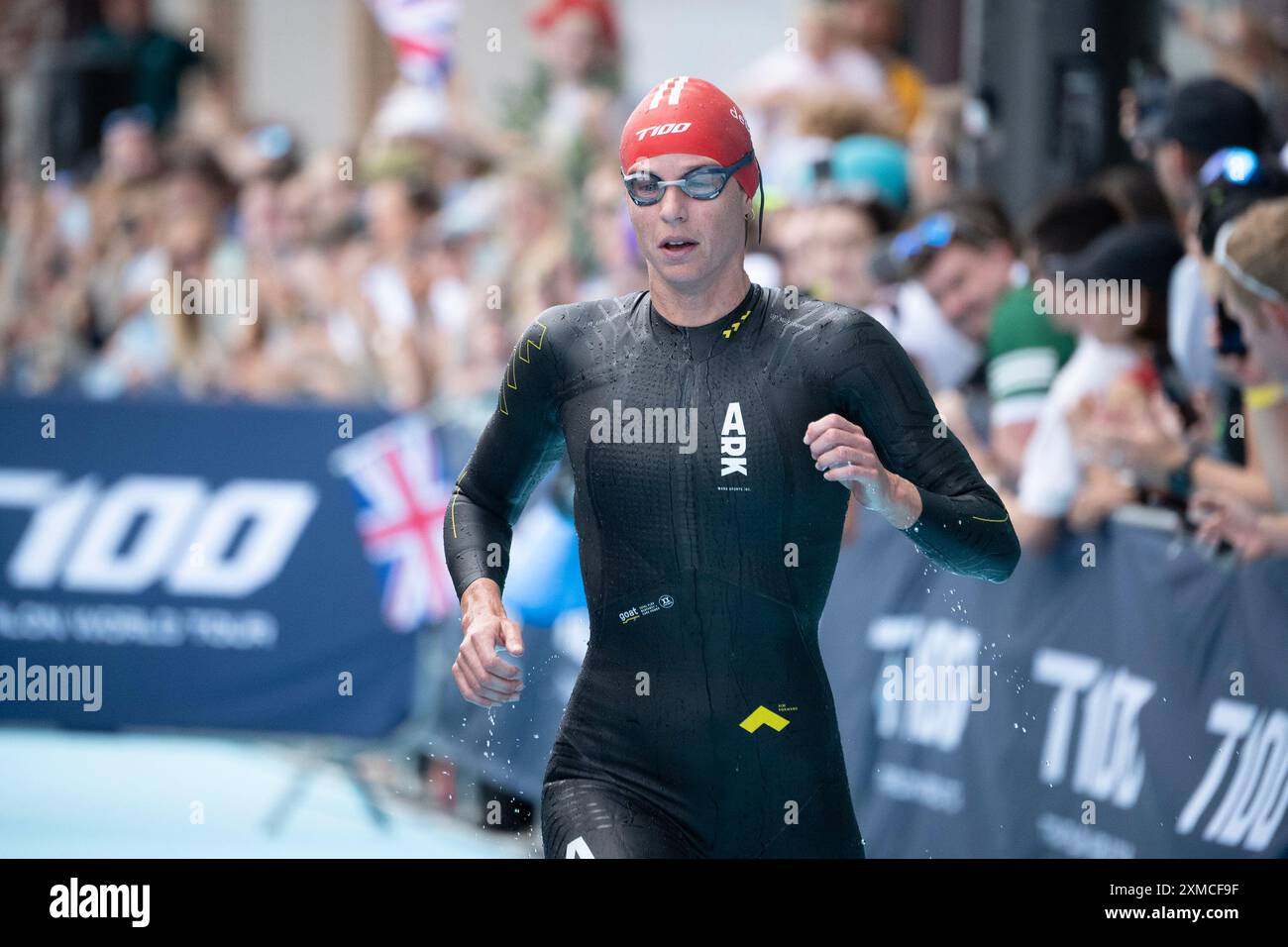 London, Royal Victoria Docks, UK. 27th July 2024. The T100 Triathlon ...