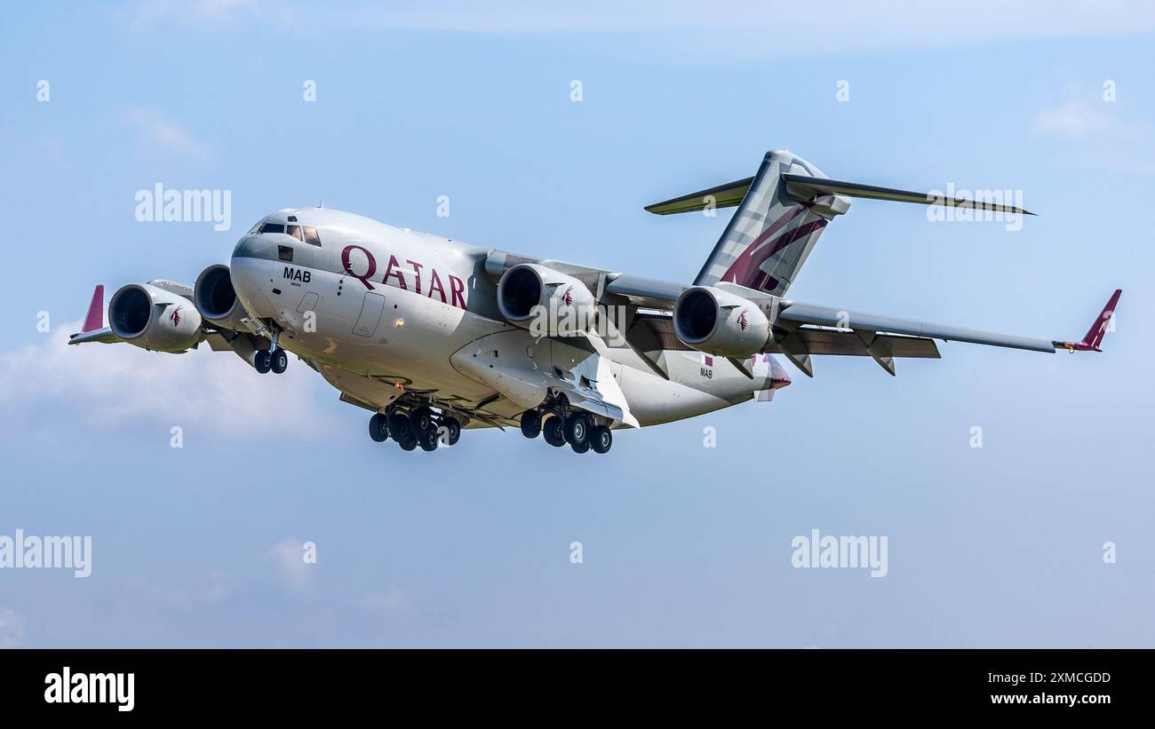Qatari boeing c 17 globemaster iii hi-res stock photography and images ...