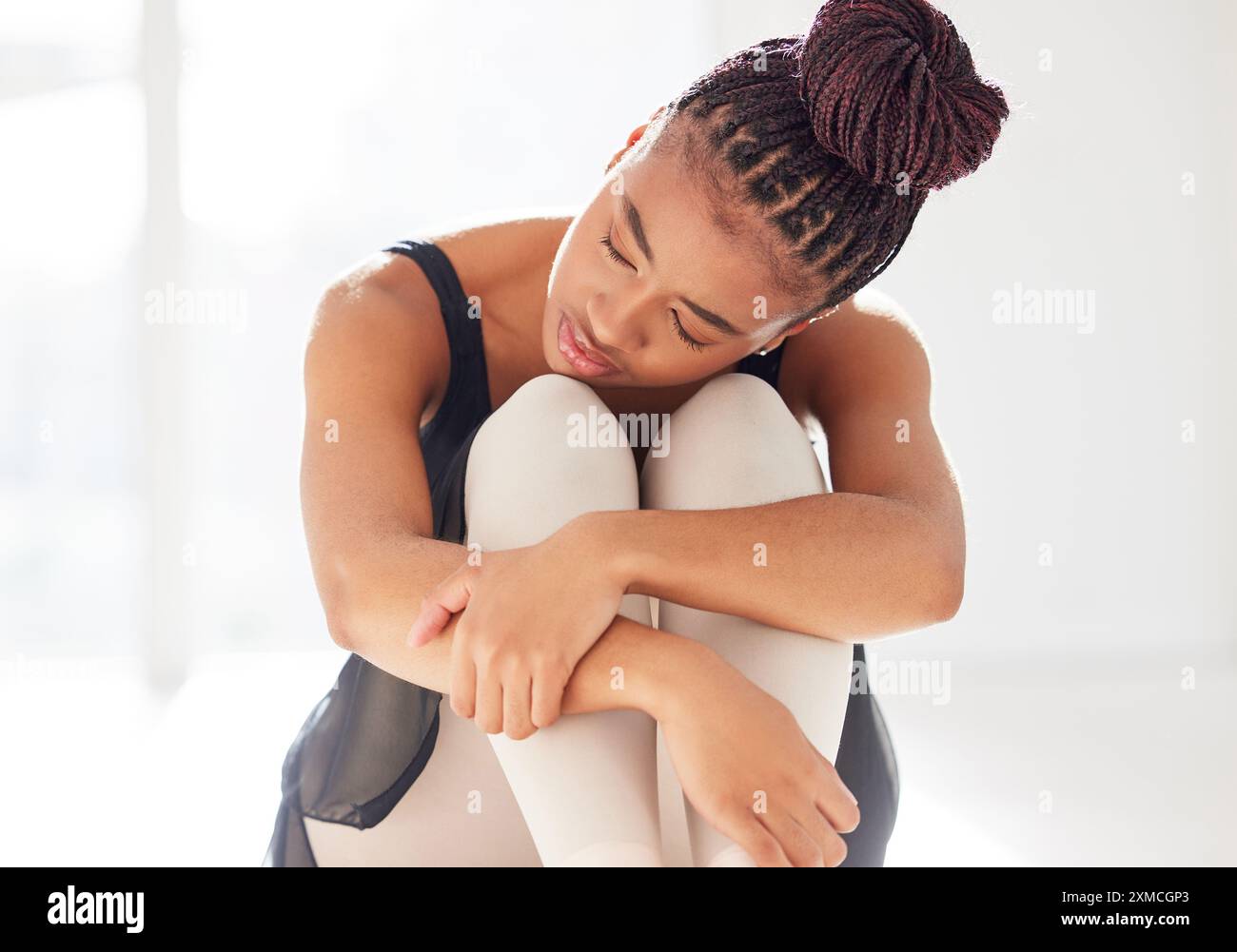 Sad dancer hi-res stock photography and images - Alamy