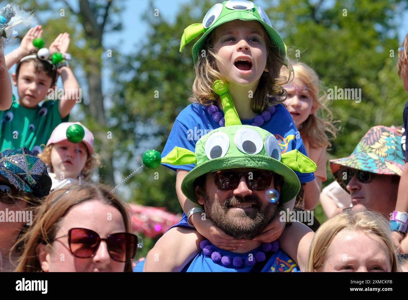 Child camp bestival hi-res stock photography and images - Alamy