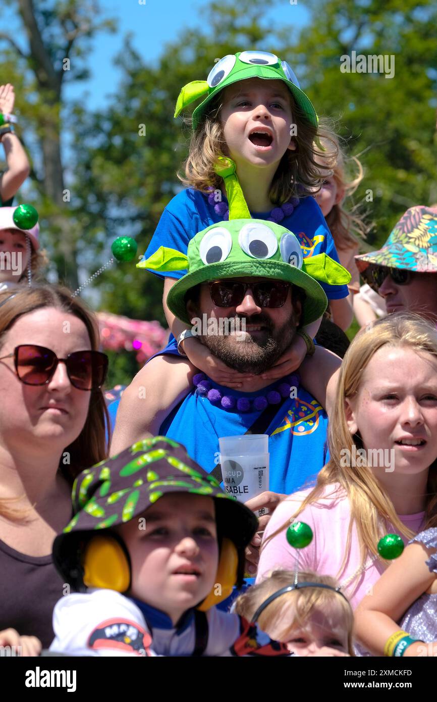 Child camp bestival hi-res stock photography and images - Alamy
