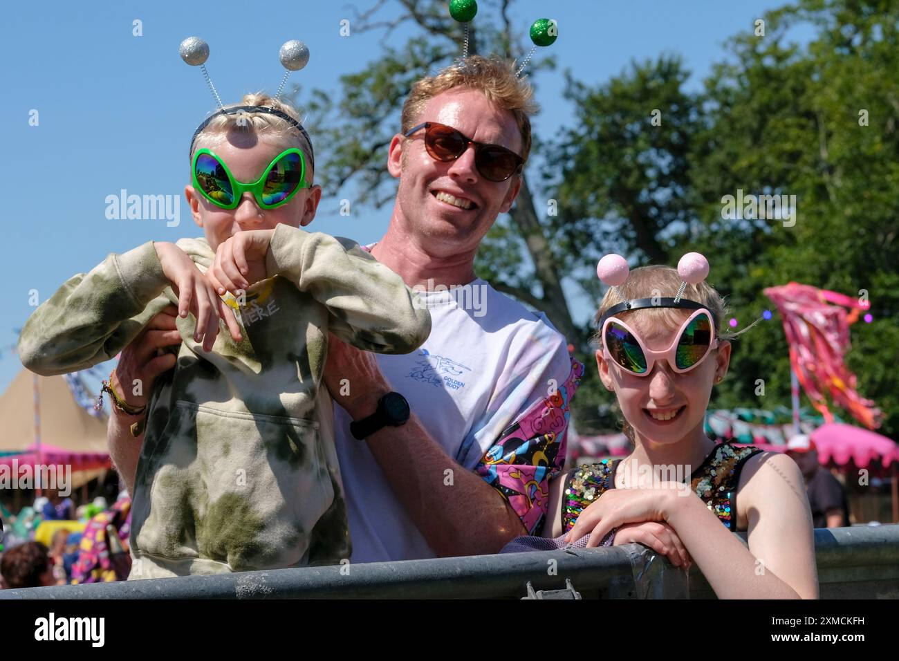 Lulworth, Dorset, UK. 27th July, 2024 children with their families ...