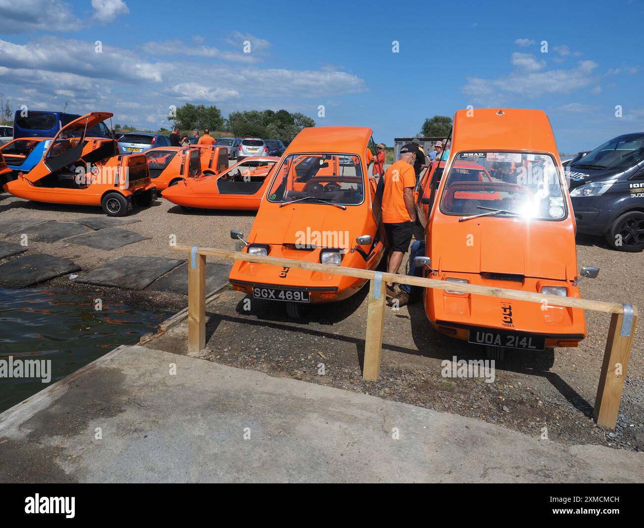 Bug car hi-res stock photography and images - Alamy