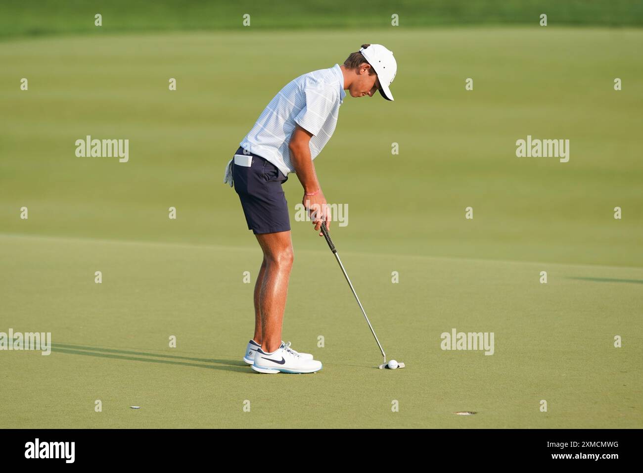 Miles russell golf hi-res stock photography and images - Alamy