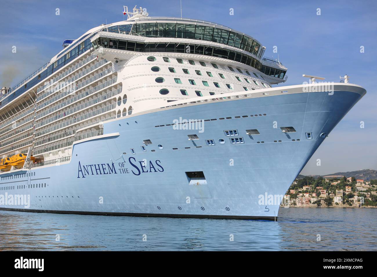 Nice, France : The giant Royal Caribbean's ANTHEM OF THE SEAS in ...
