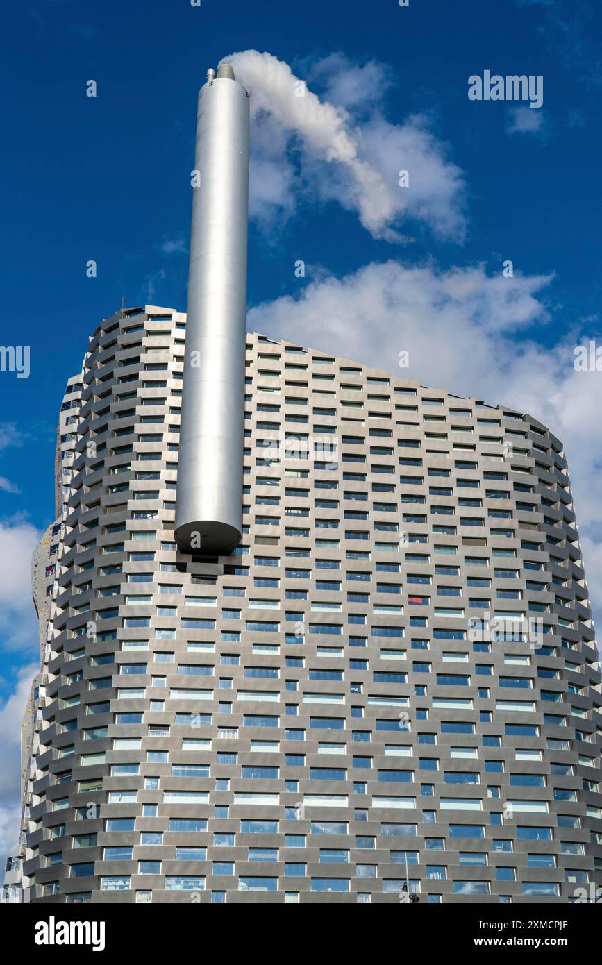 CopenHill, waste incineration plant and artificial ski slope, facade ...