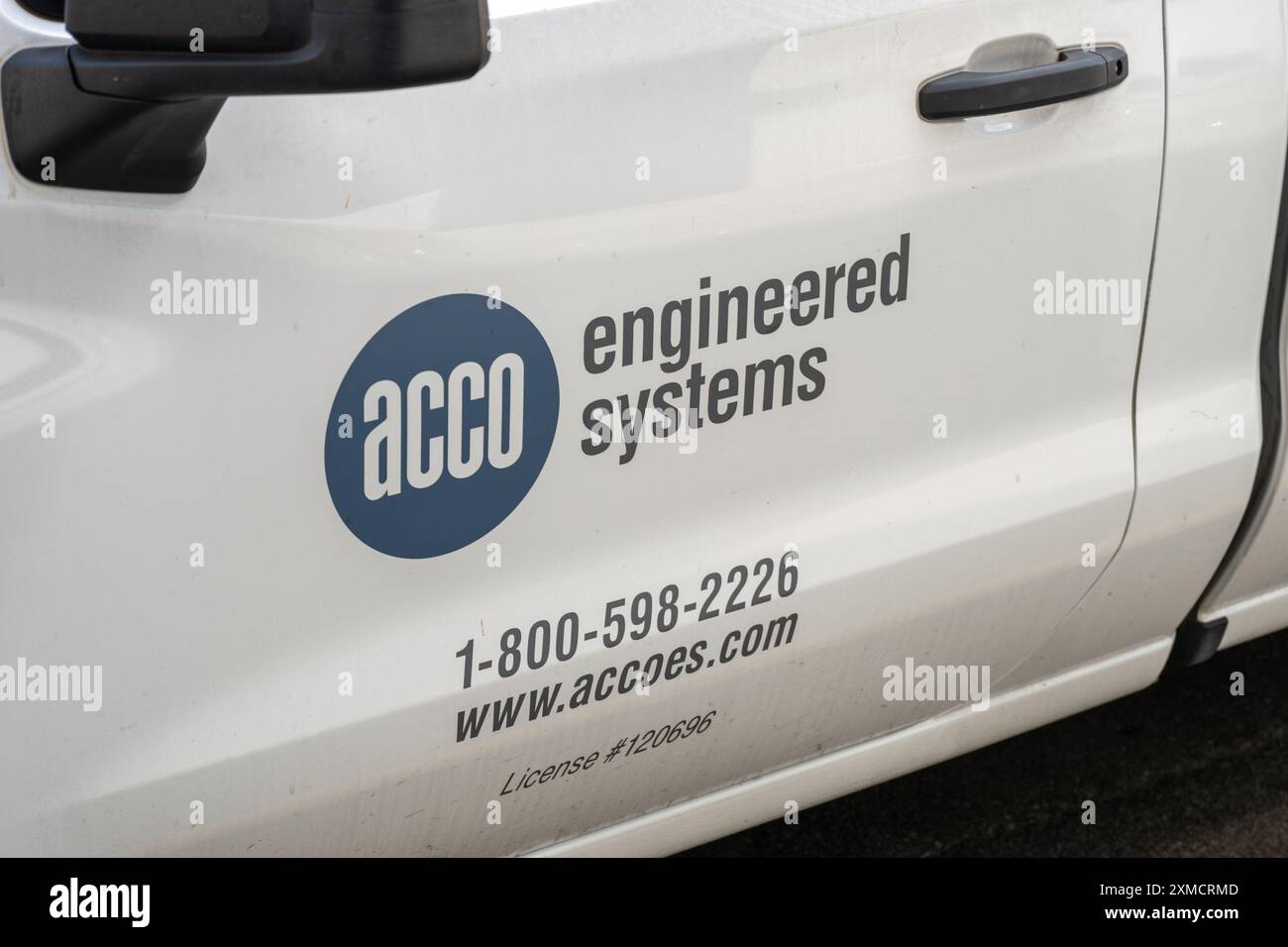 Engineered logo hi-res stock photography and images - Alamy