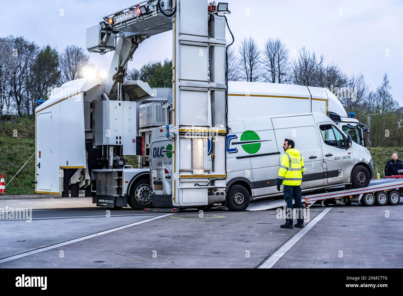 Customs X-ray inspection system, can X-ray entire trucks and check for ...