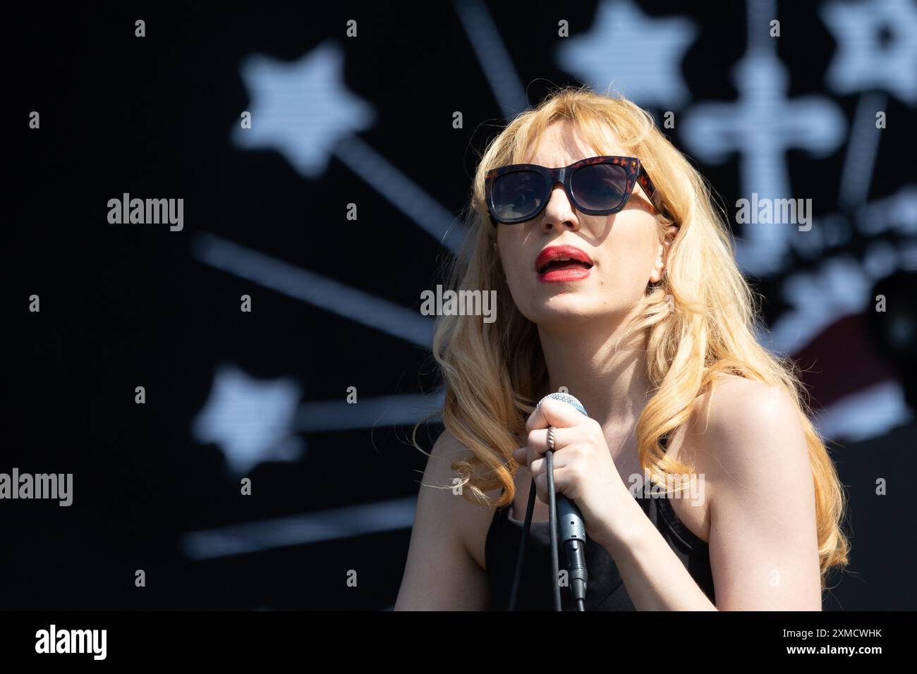 Alexa collins hi-res stock photography and images - Alamy