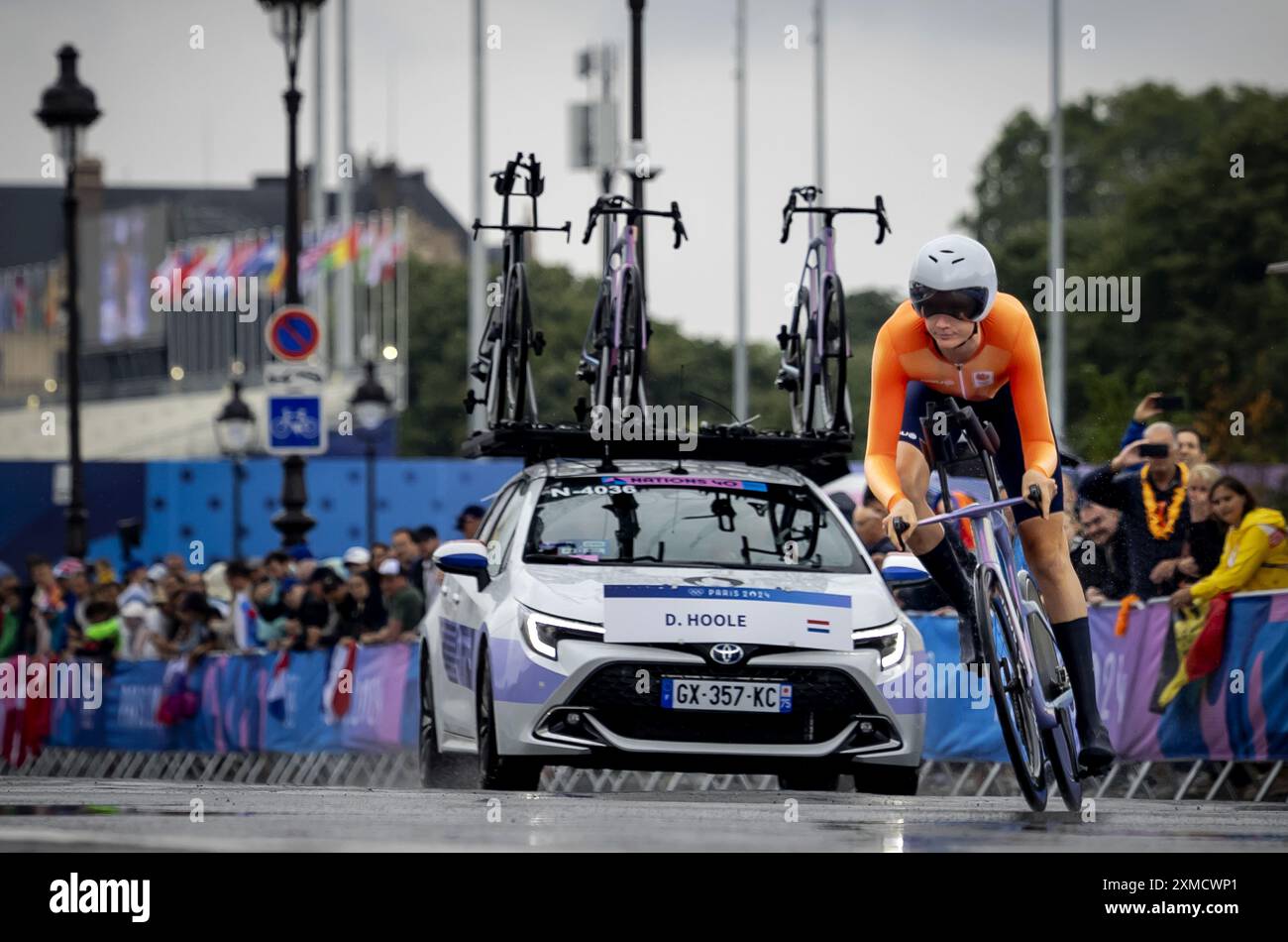 PARIS - Daan Hoole during the men's cycling time trial at the Olympic ...